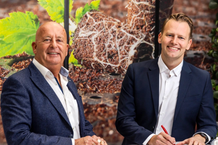 Stephan van Santen takes over from Perry van der Knaap - Hortimedia